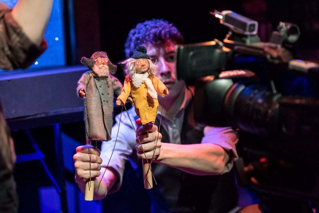 Different types of puppet - Old Vic Theatre